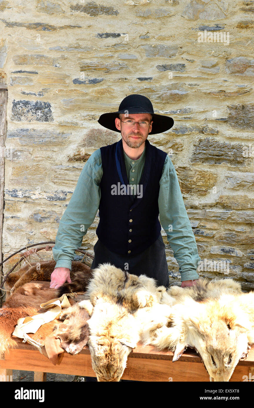 Fur trader hi-res stock photography and images - Alamy