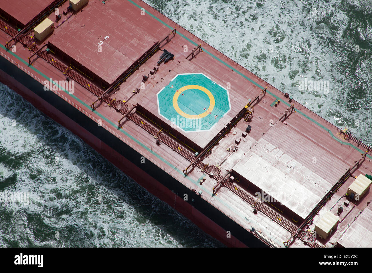 Ship bulk carrier at sea Stock Photo - Alamy