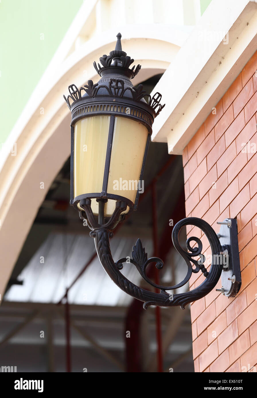Old fashioned vintage wall lamp hi-res stock photography and images - Alamy