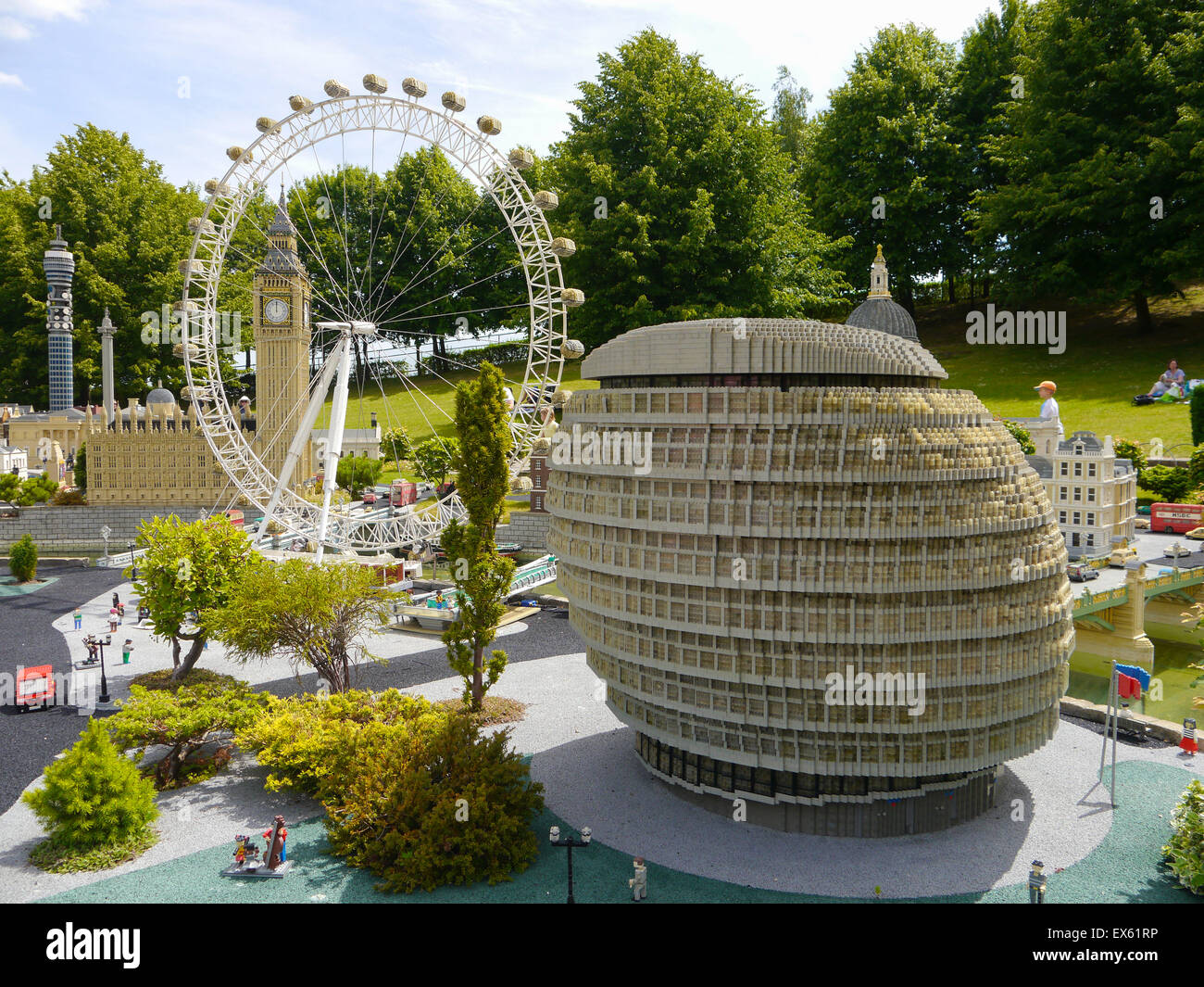 Lego models of the London skyline at Legoland resort Windsor, England ...