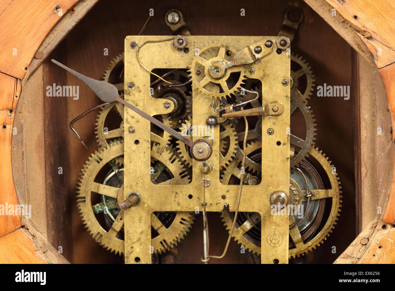 Vintage watch close up hi-res stock photography and images - Alamy