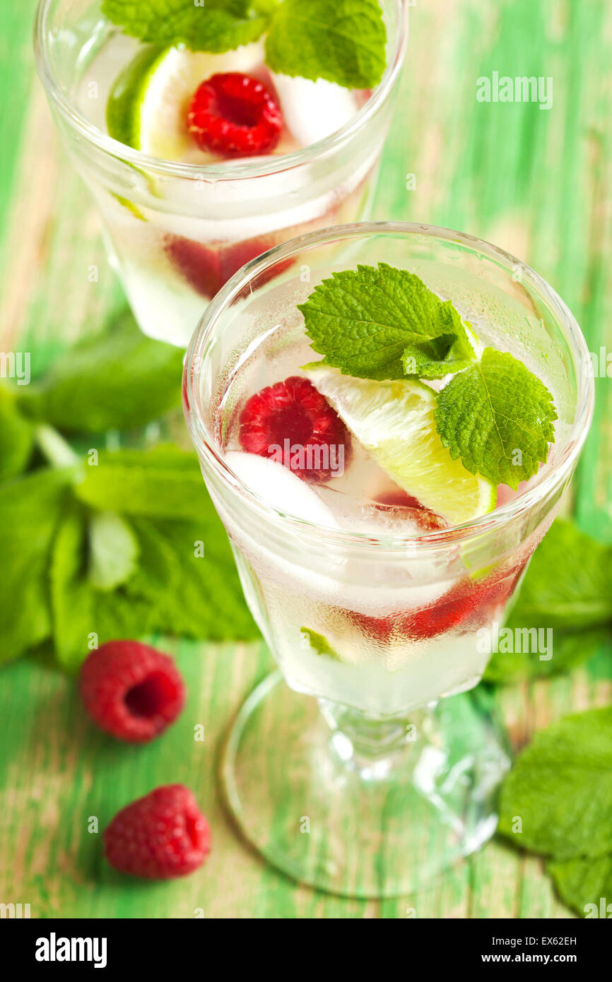 Raspberry lemonade hi-res stock photography and images - Alamy