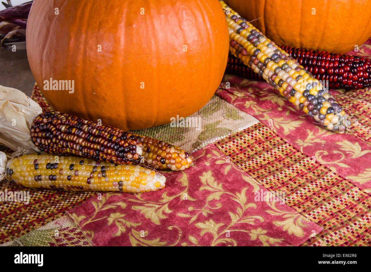 Indian corn display hi-res stock photography and images - Alamy
