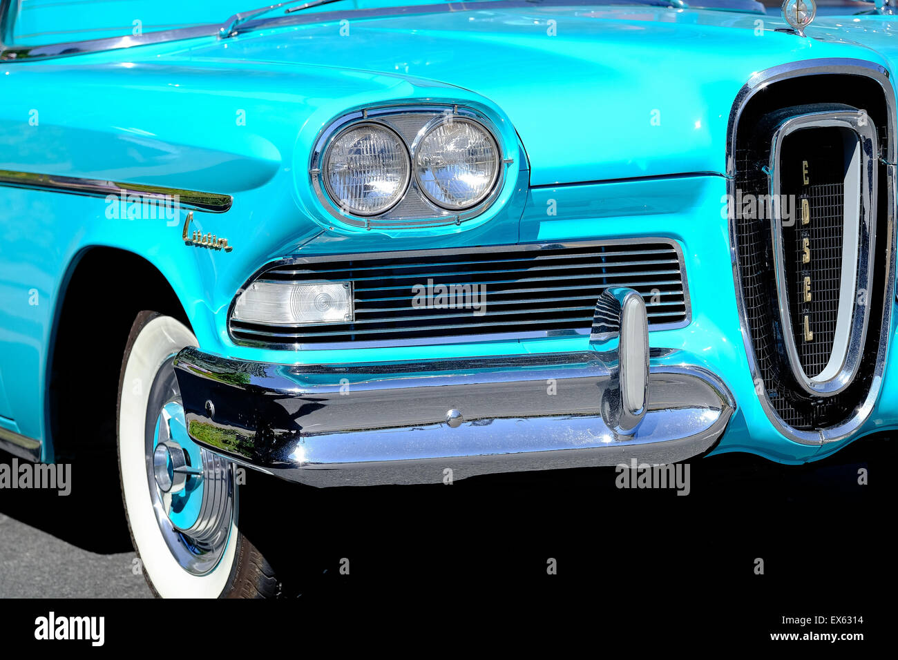 Collectors corner hi-res stock photography and images - Alamy