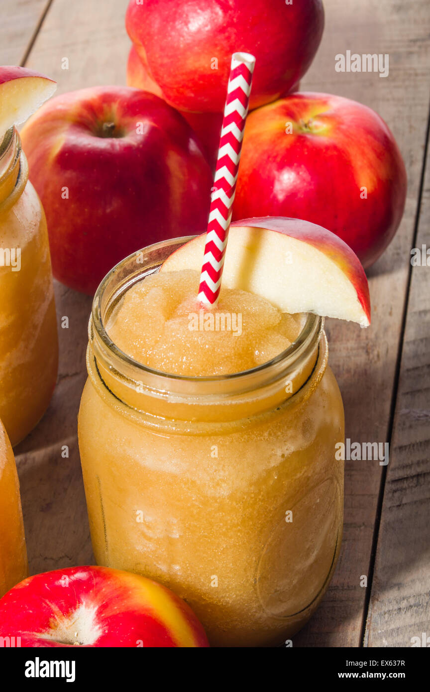 Mason jar drink hi-res stock photography and images - Alamy