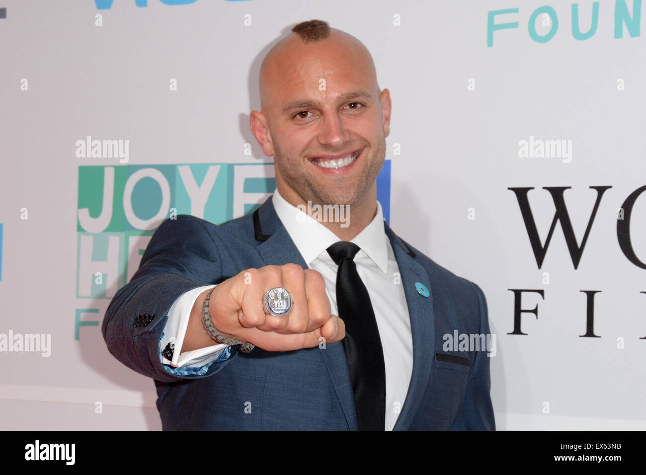 Mariska Hargitay's Joyful Heart Foundation Hosts Joyful Revolution Gala ...