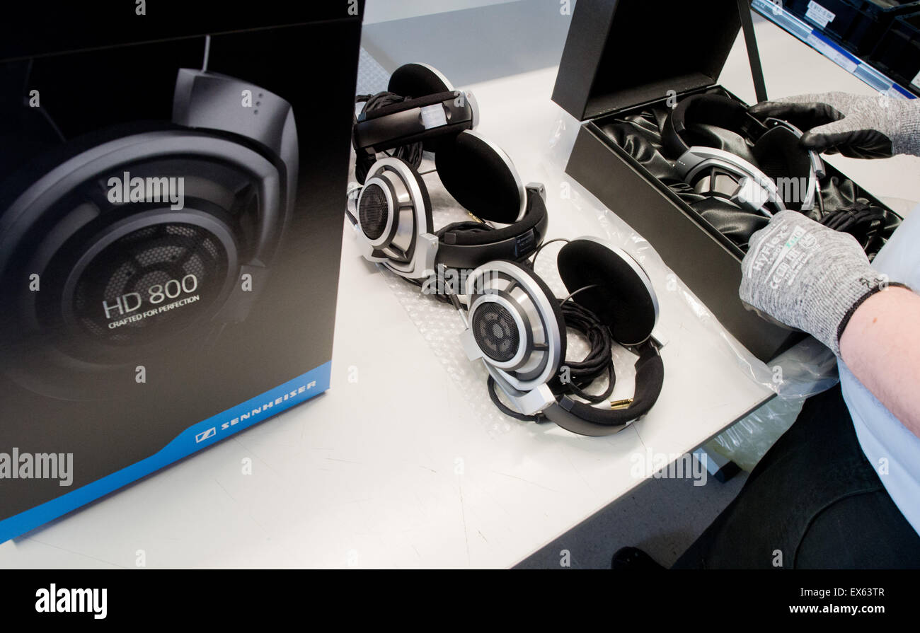 Sennheiser box hi-res stock photography and images - Alamy