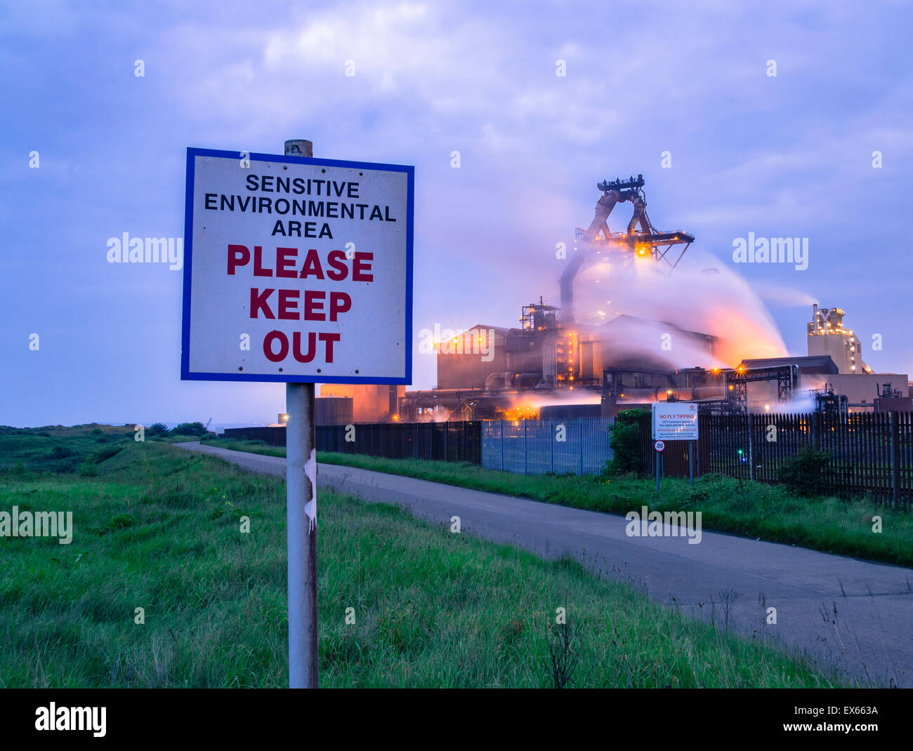 Please Keep Out, sensitive environmental area sign near Redcar ...