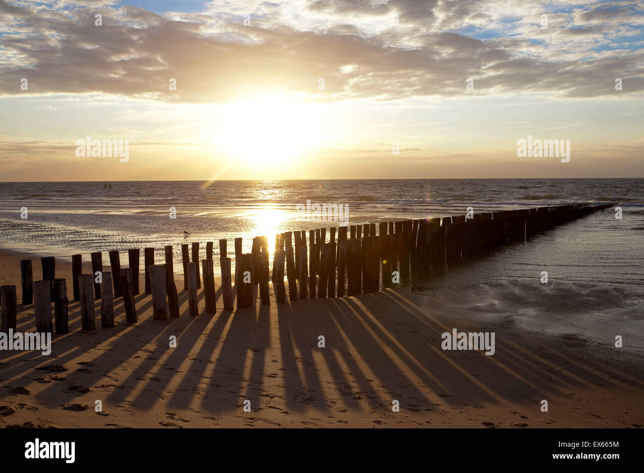 Groins jetties hi-res stock photography and images - Alamy