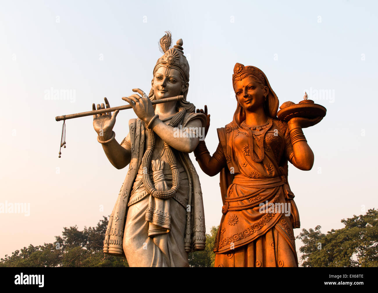 Lord Krishna and Radha statue, Shiv Murti Mandir Complex at Indira ...