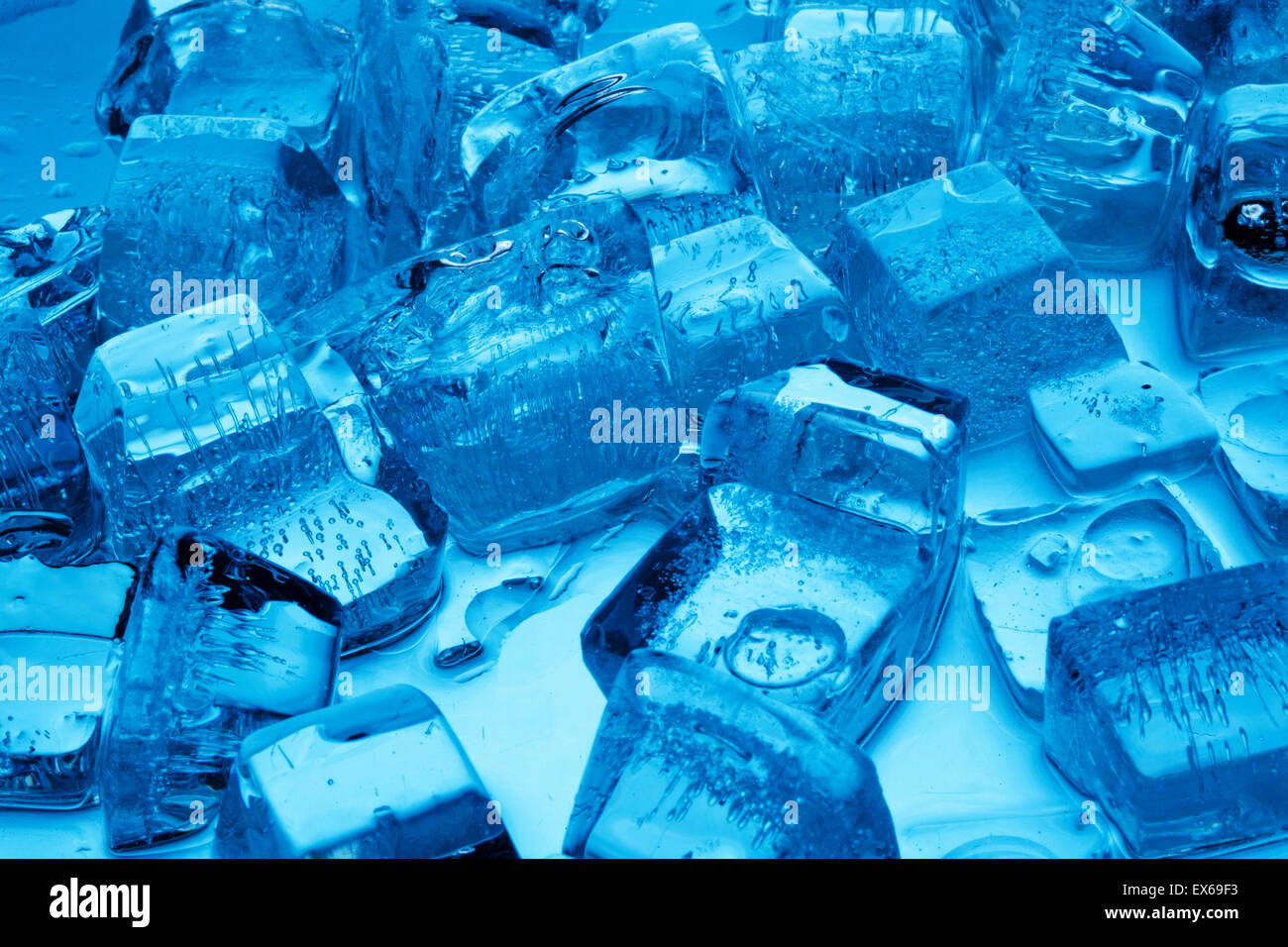 Blue cubes full frame hi-res stock photography and images - Alamy