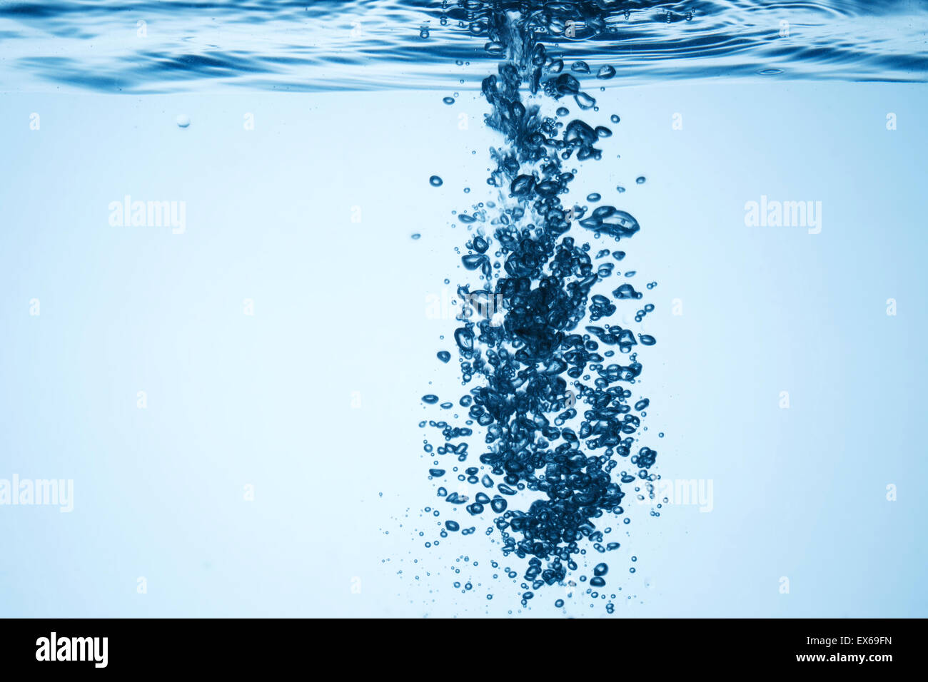 Bubbles underwater hi-res stock photography and images - Alamy