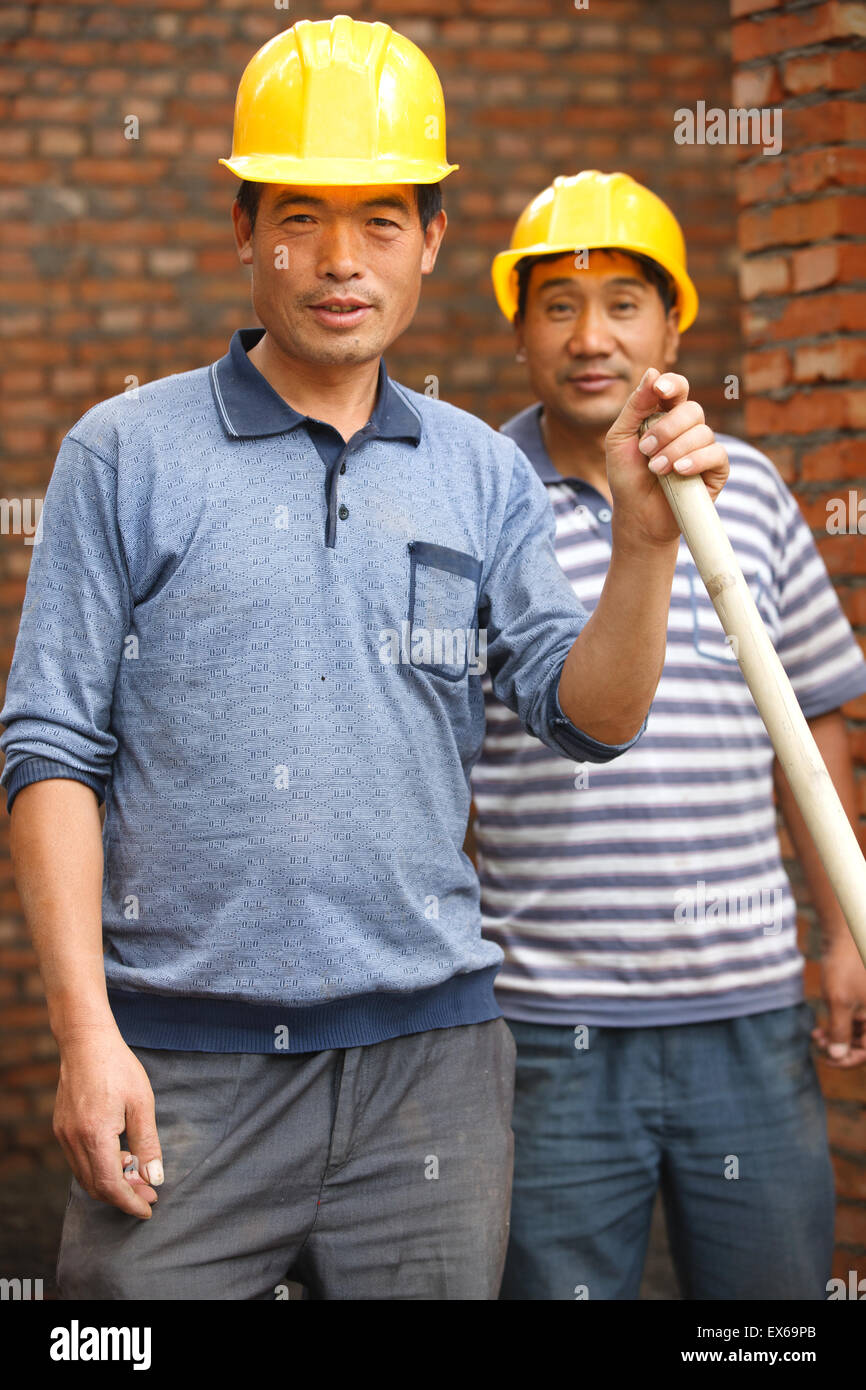 Two Bricklayers High Resolution Stock Photography and Images - Alamy