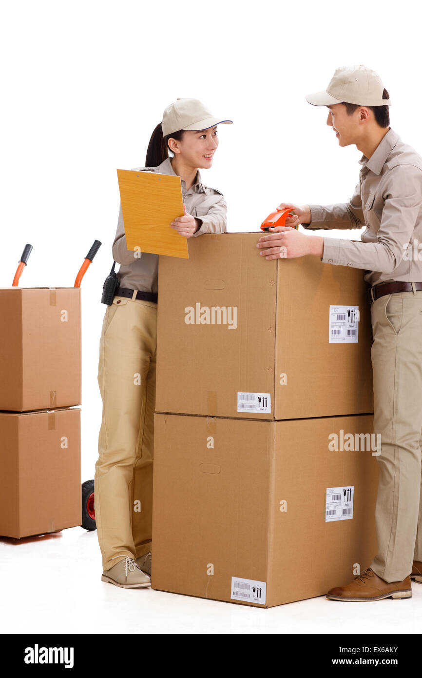 Women packing boxes hi-res stock photography and images - Alamy