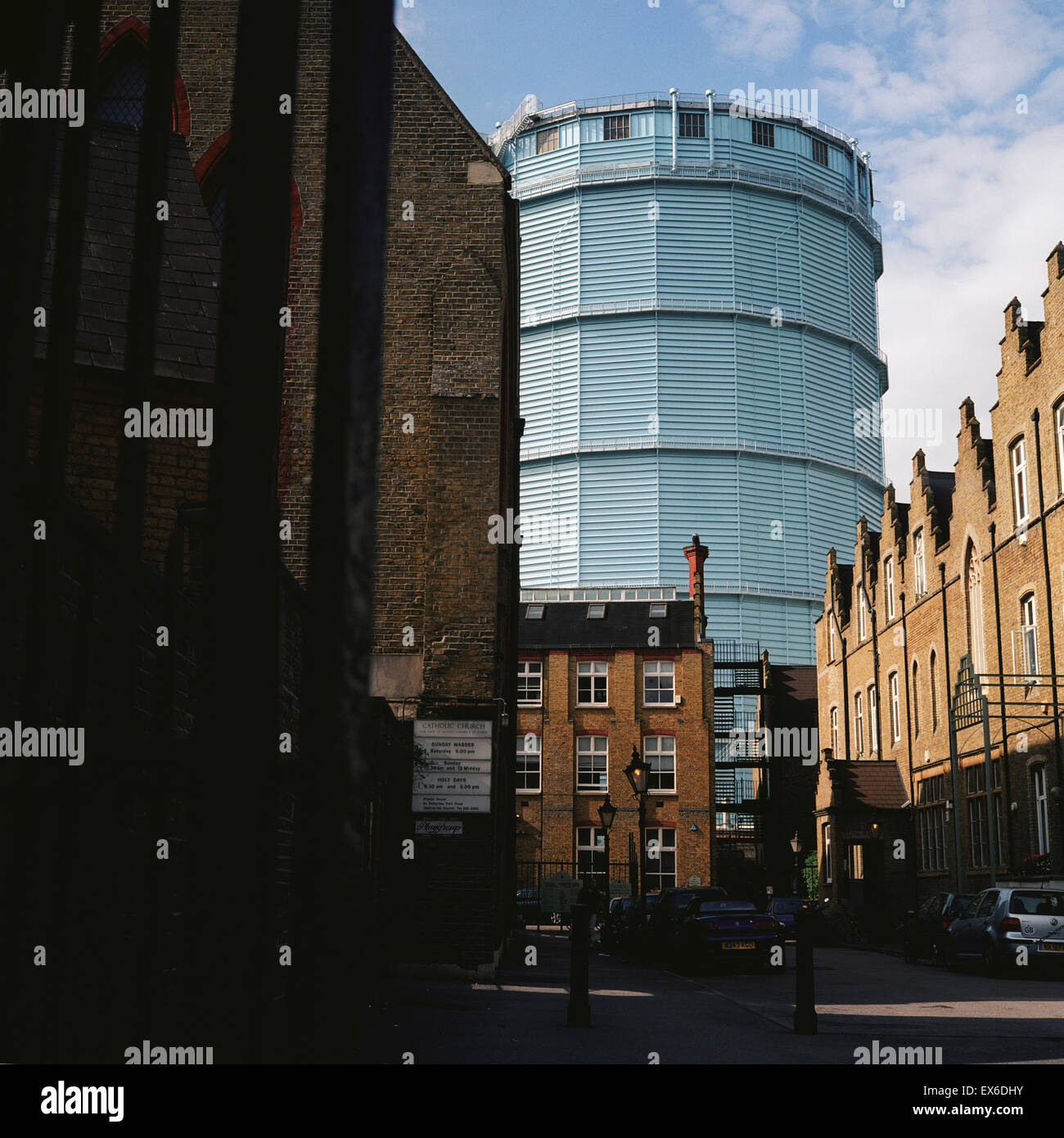 Gasometer england hi-res stock photography and images - Alamy