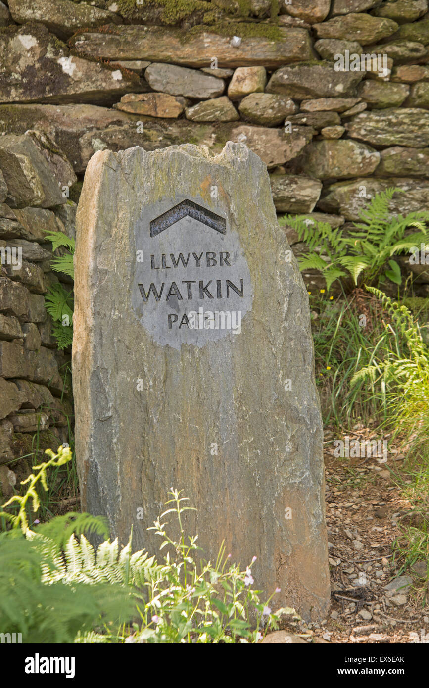 Sign at start of Watkin Path to Mount Snowdon, Snowdonia National Park ...