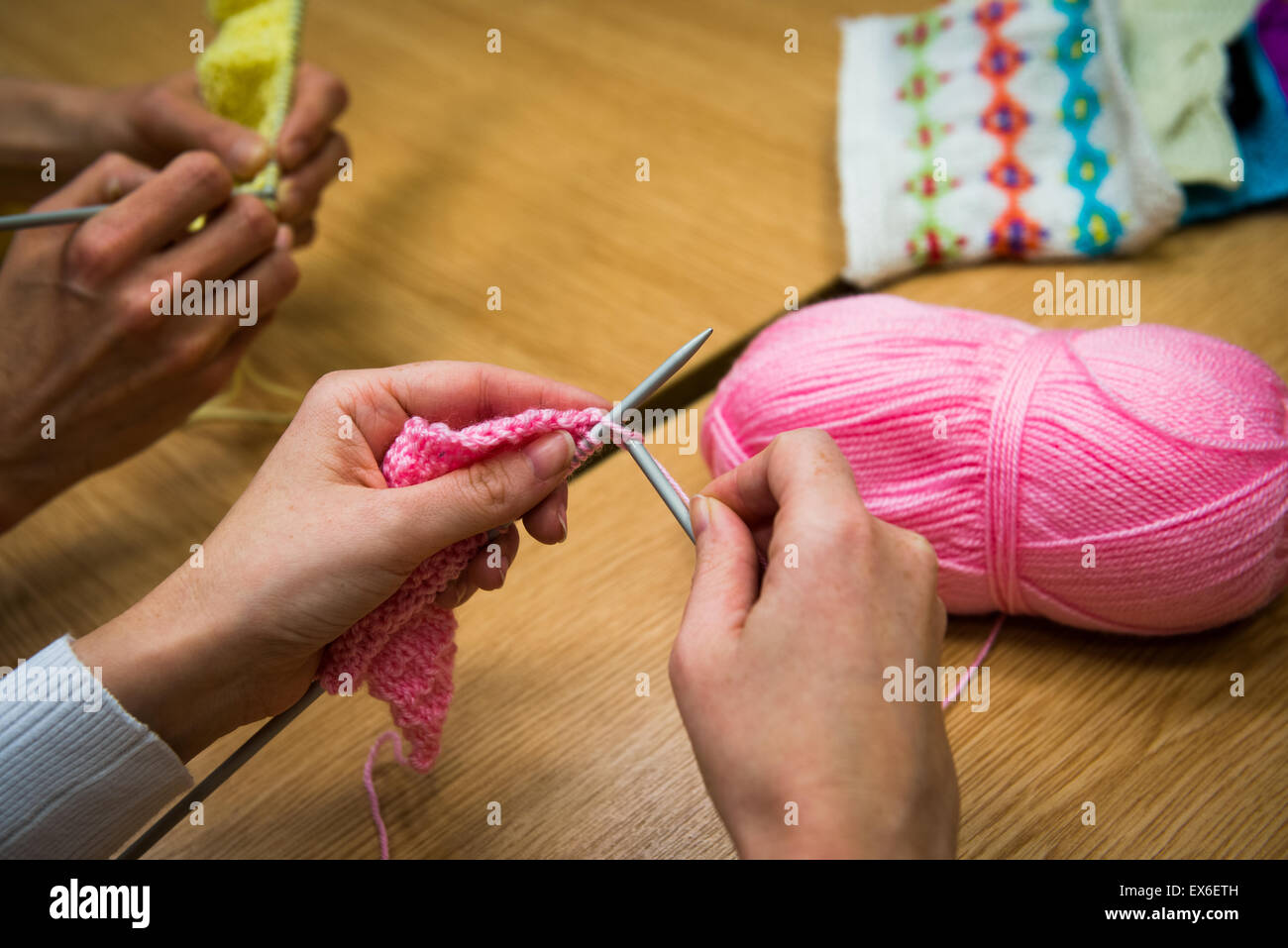 Knitting group hi-res stock photography and images - Alamy