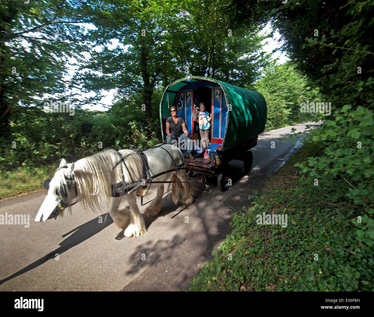 Transport mobile home gypsy hi-res stock photography and images - Alamy