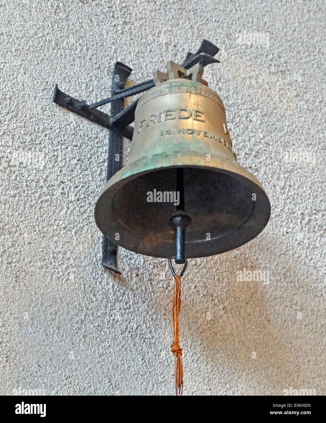 The Peace Friede Bell presented by Germany to Coventry Cathedral in ...