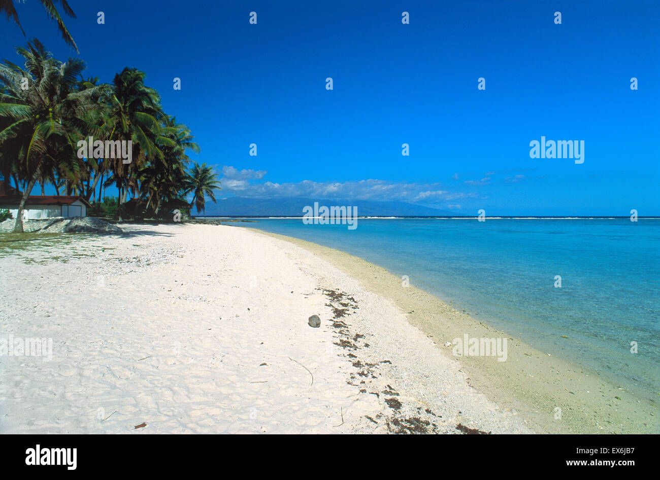 temae beach moorea Stock Photo - Alamy