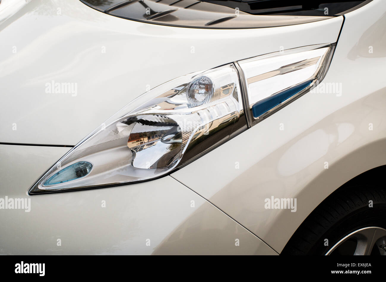 Front lamp cluster on Nissan Leaf electric car Stock Photo - Alamy