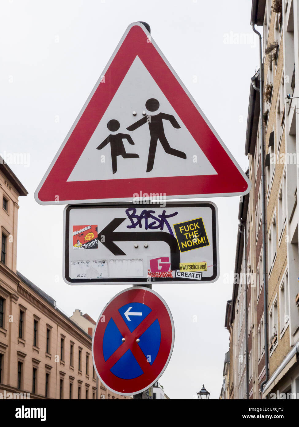 Traffic control signs hi-res stock photography and images - Alamy