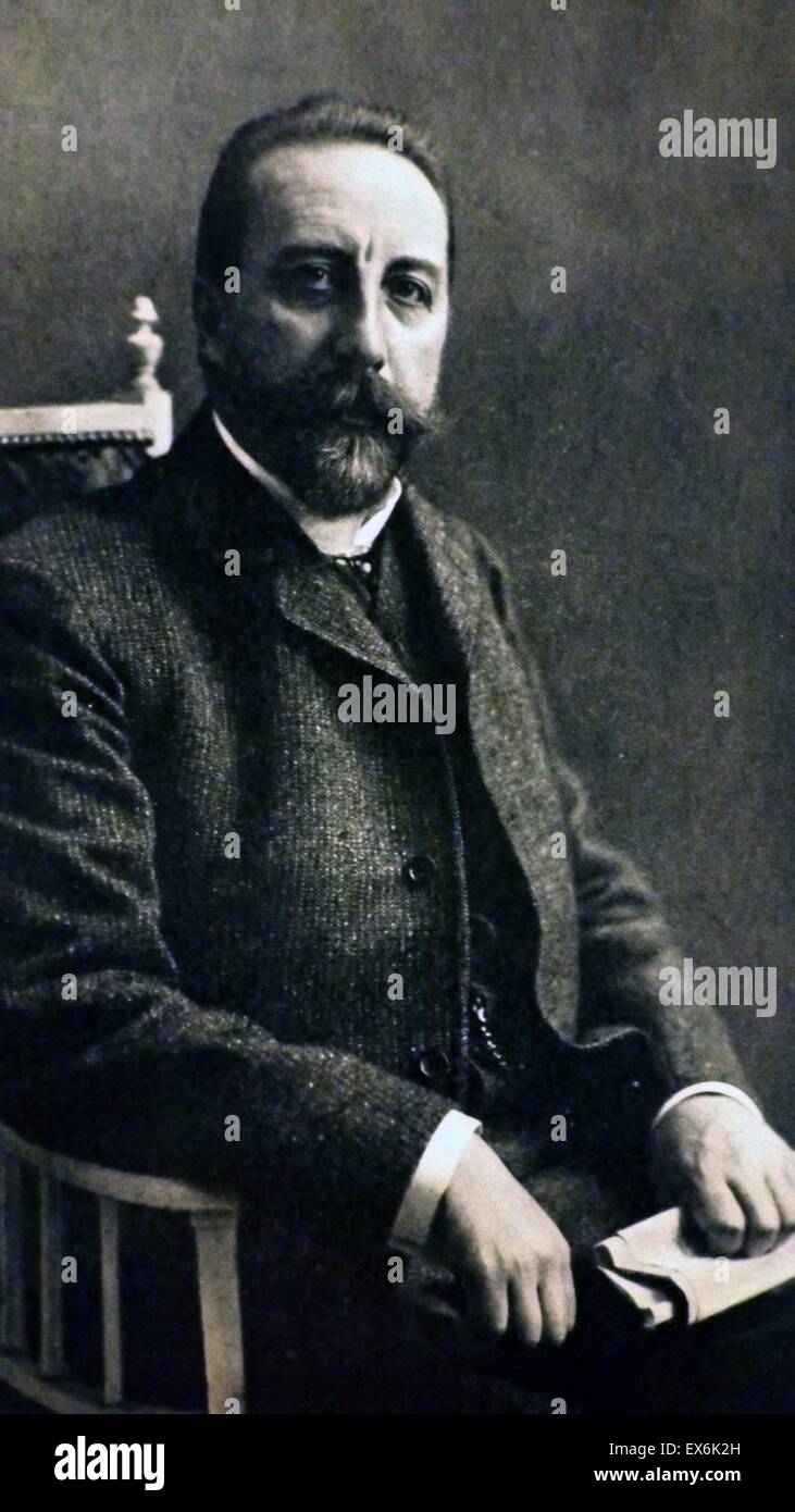 Shipping magnate hi-res stock photography and images - Alamy