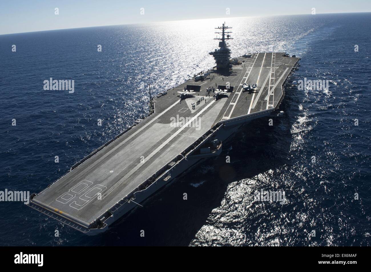 Uss nimitz cvn 68 hi-res stock photography and images - Alamy