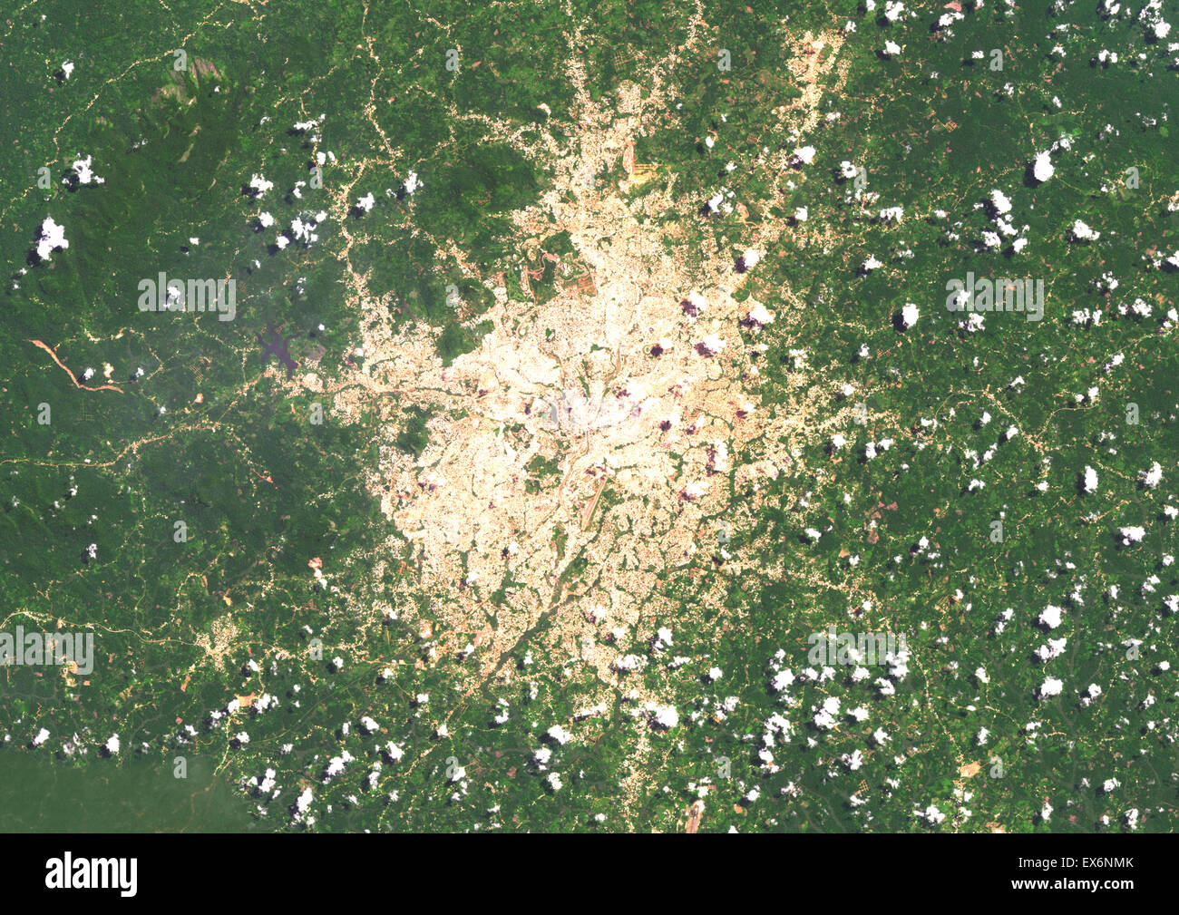 Yaounde Carte Et Image Satellite Forme L'ouest Région Cameroun Avec