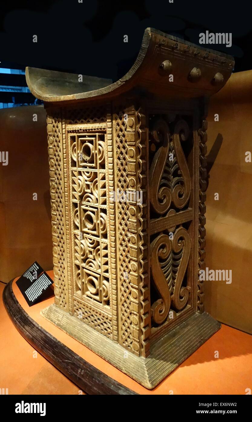 Wood and metal throne of King Ghezo of Benin, Africa. Dated 17th ...