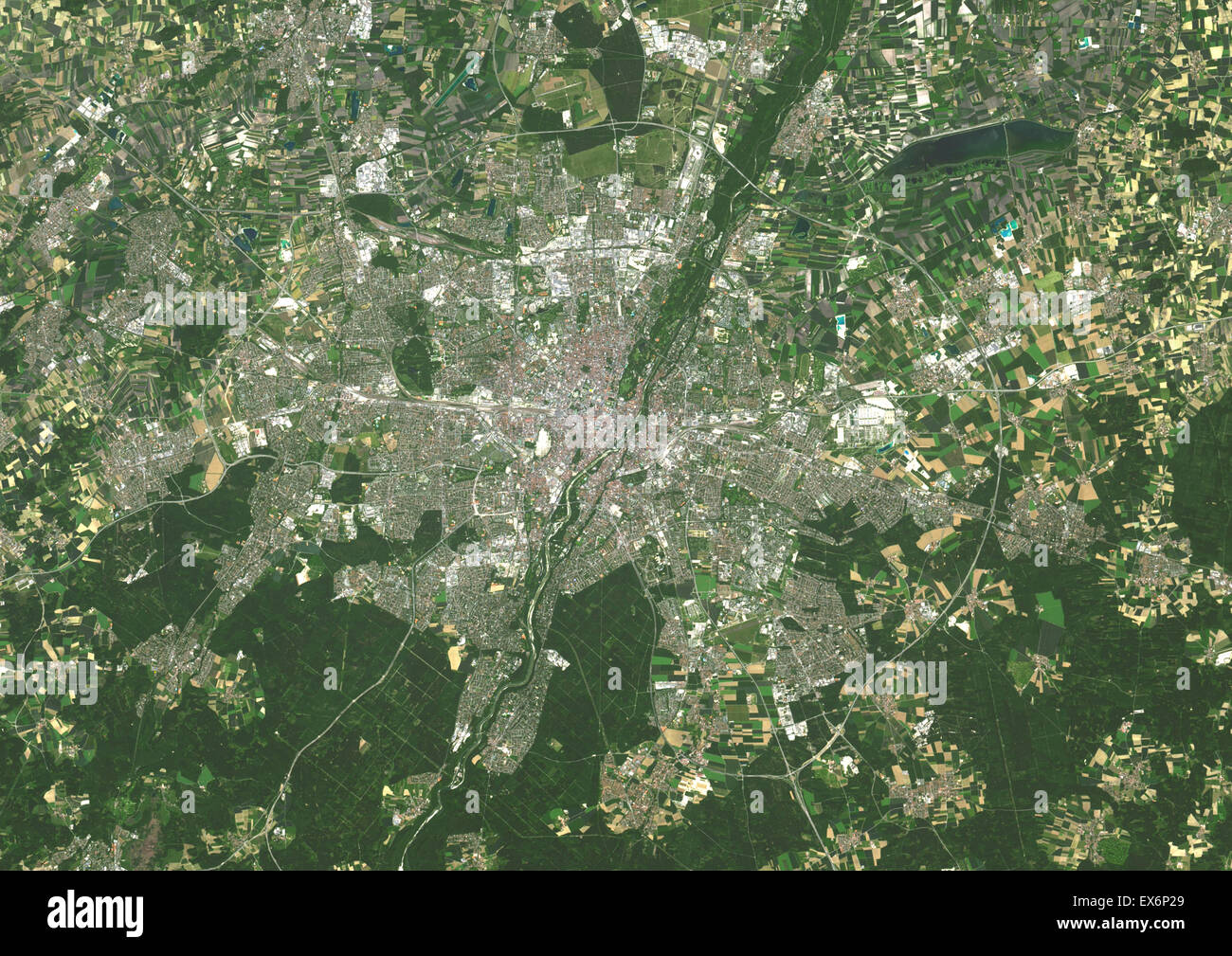 Satellite munich hi-res stock photography and images - Alamy