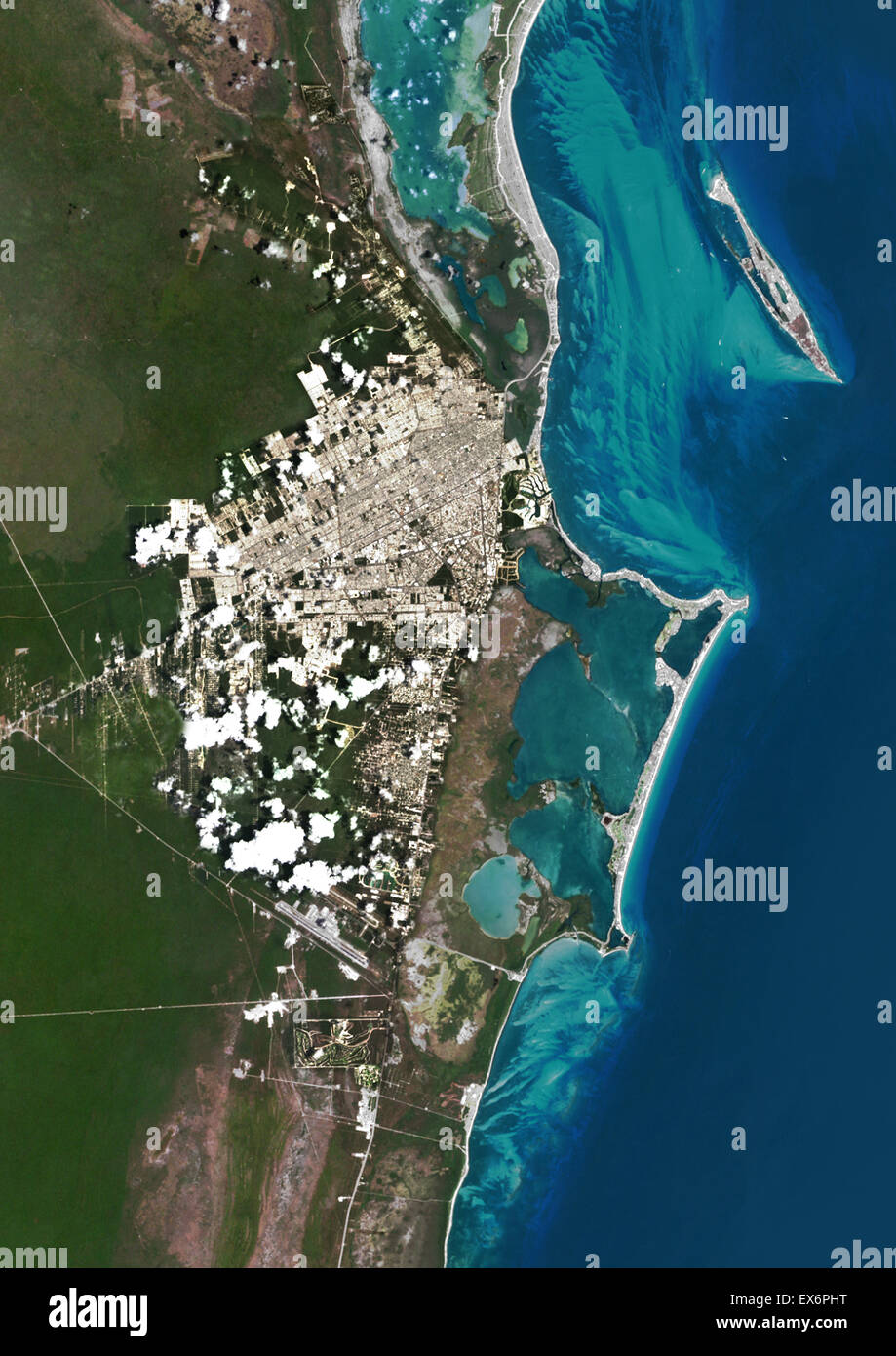 Yucatan Peninsula Aerial Stock Photos & Yucatan Peninsula Aerial Stock ...