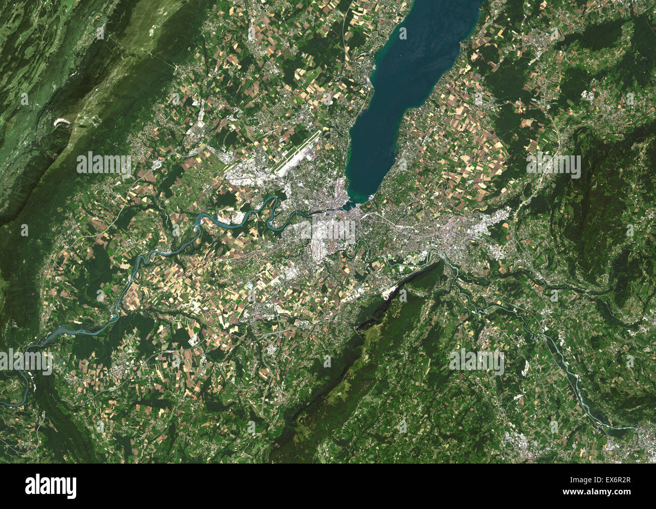 July colour hi-res stock photography and images - Alamy