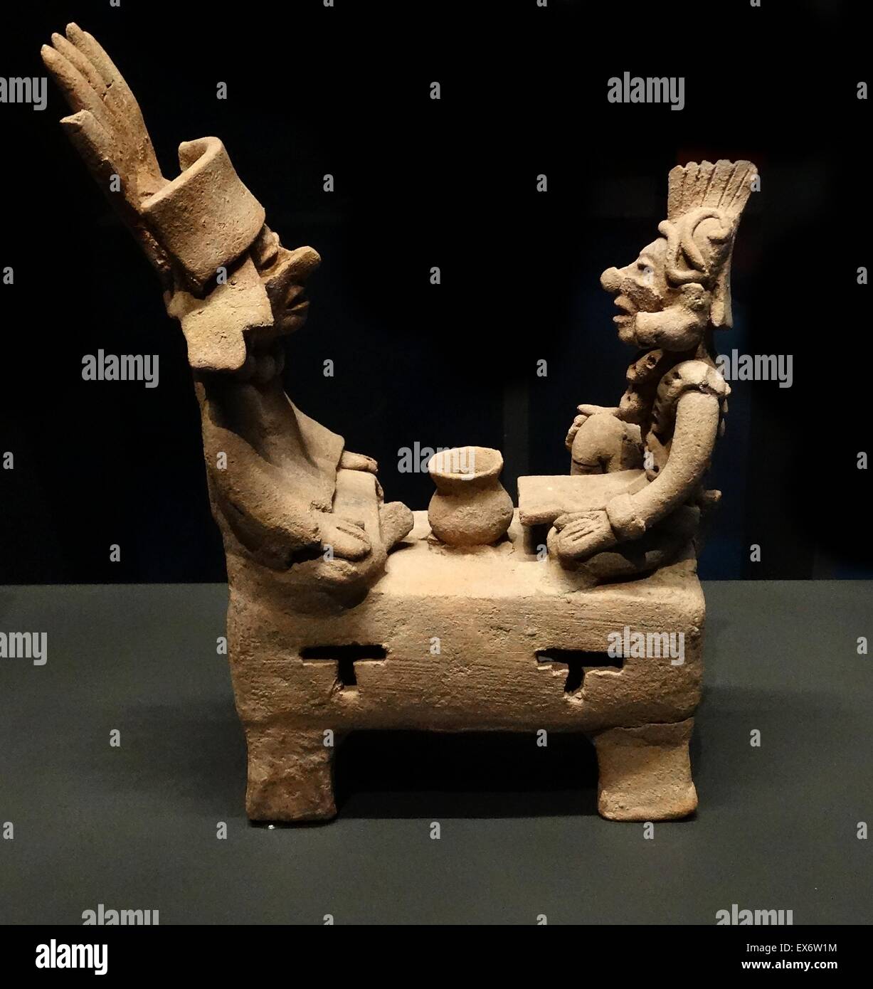 Mayan figurine hi-res stock photography and images - Alamy