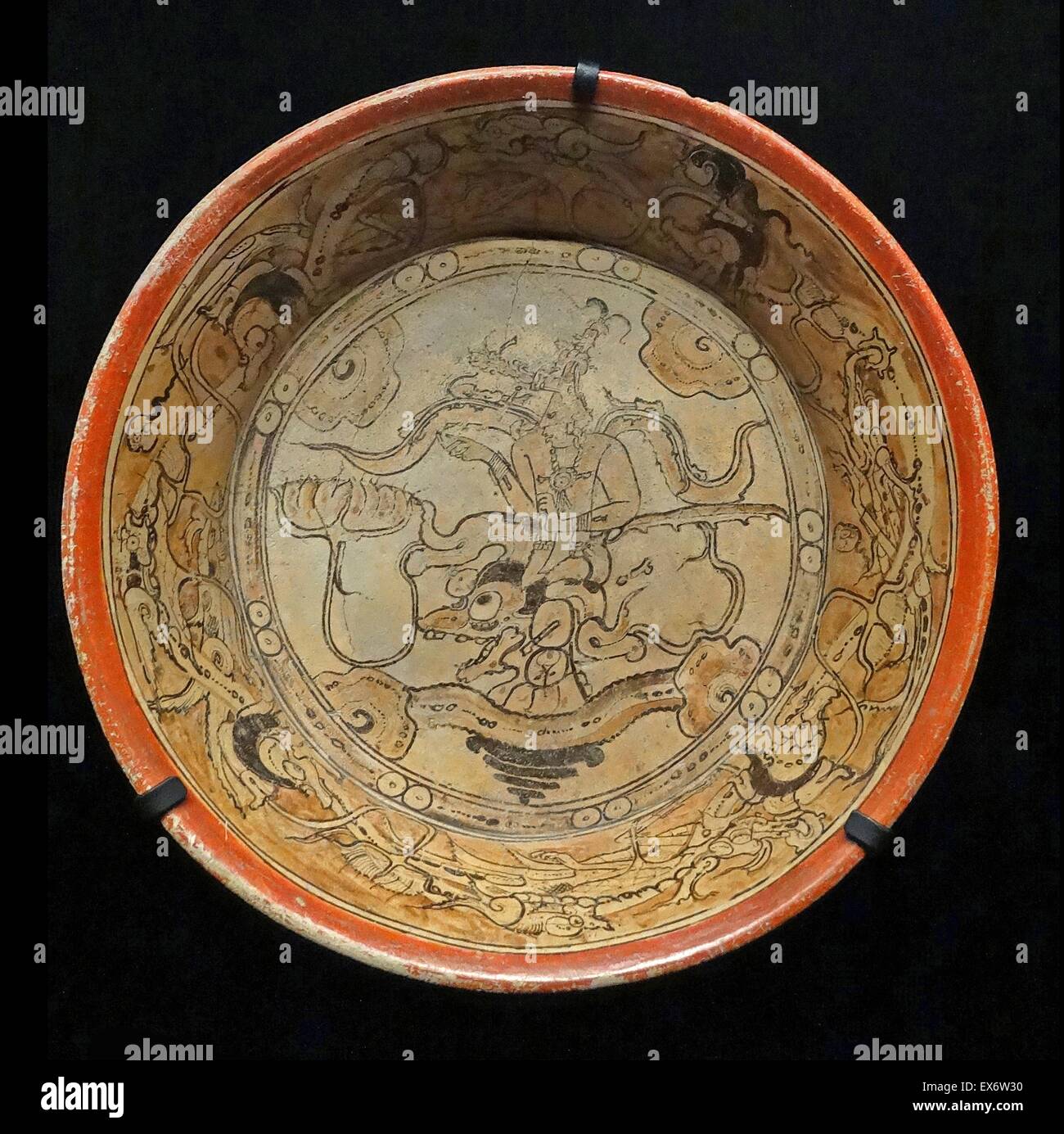 Mayan plate, made from terracotta. From Calakmul, Mexico, 600-1000 AD ...