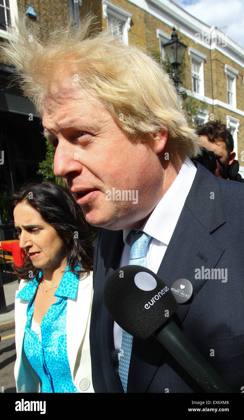 Boris Johnson and his wife Marina Wheeler attend a local school to cast ...
