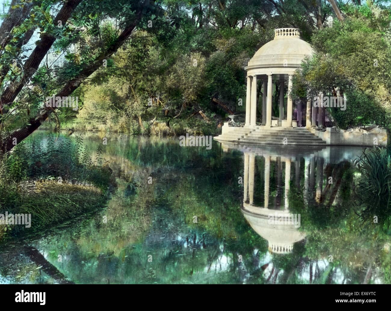 Larz anderson house hi-res stock photography and images - Alamy