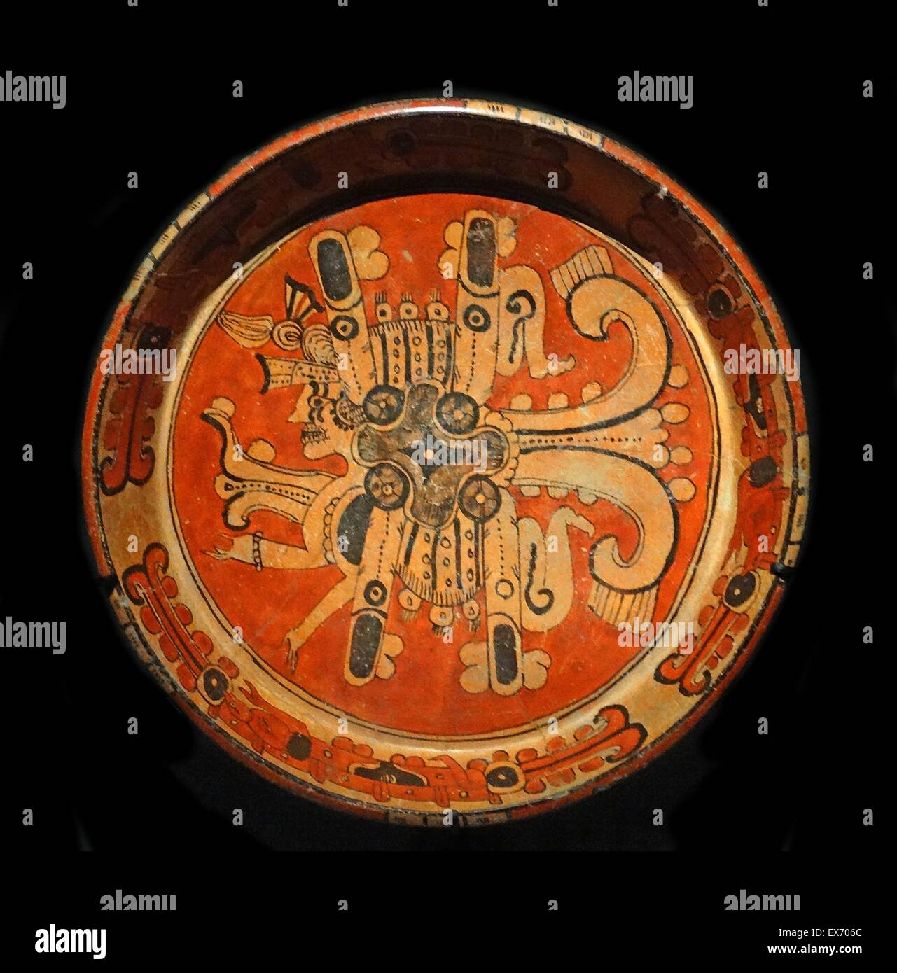 Mayan plate hi-res stock photography and images - Alamy
