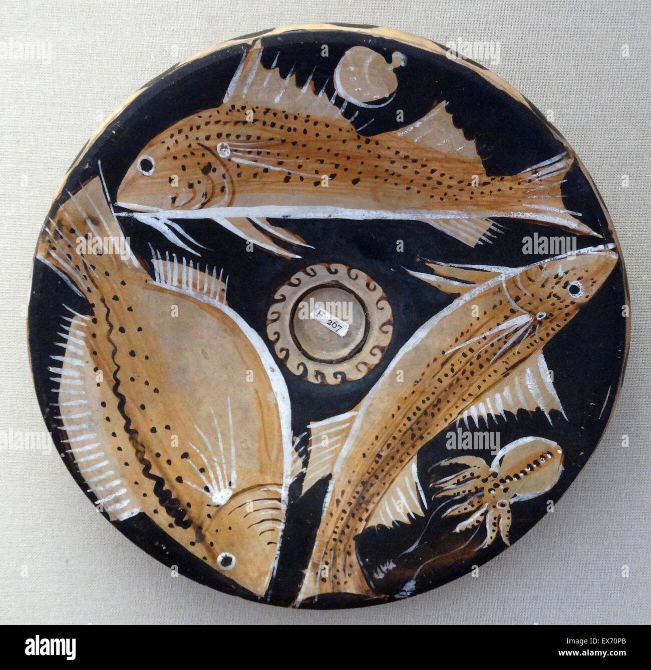 Roman red-figured fish-plate. Campania, southern Italy, about 350-300 ...