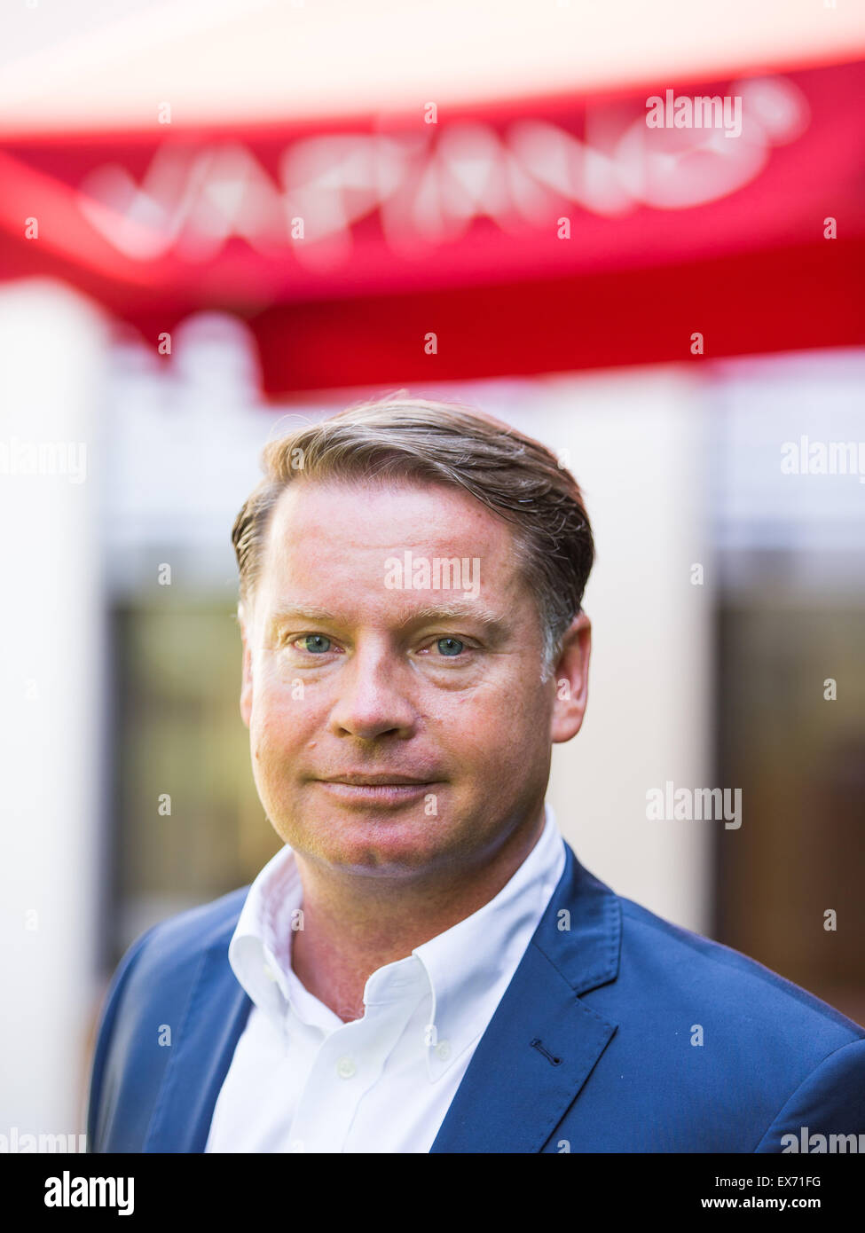 Halfmann hi-res stock photography and images - Alamy