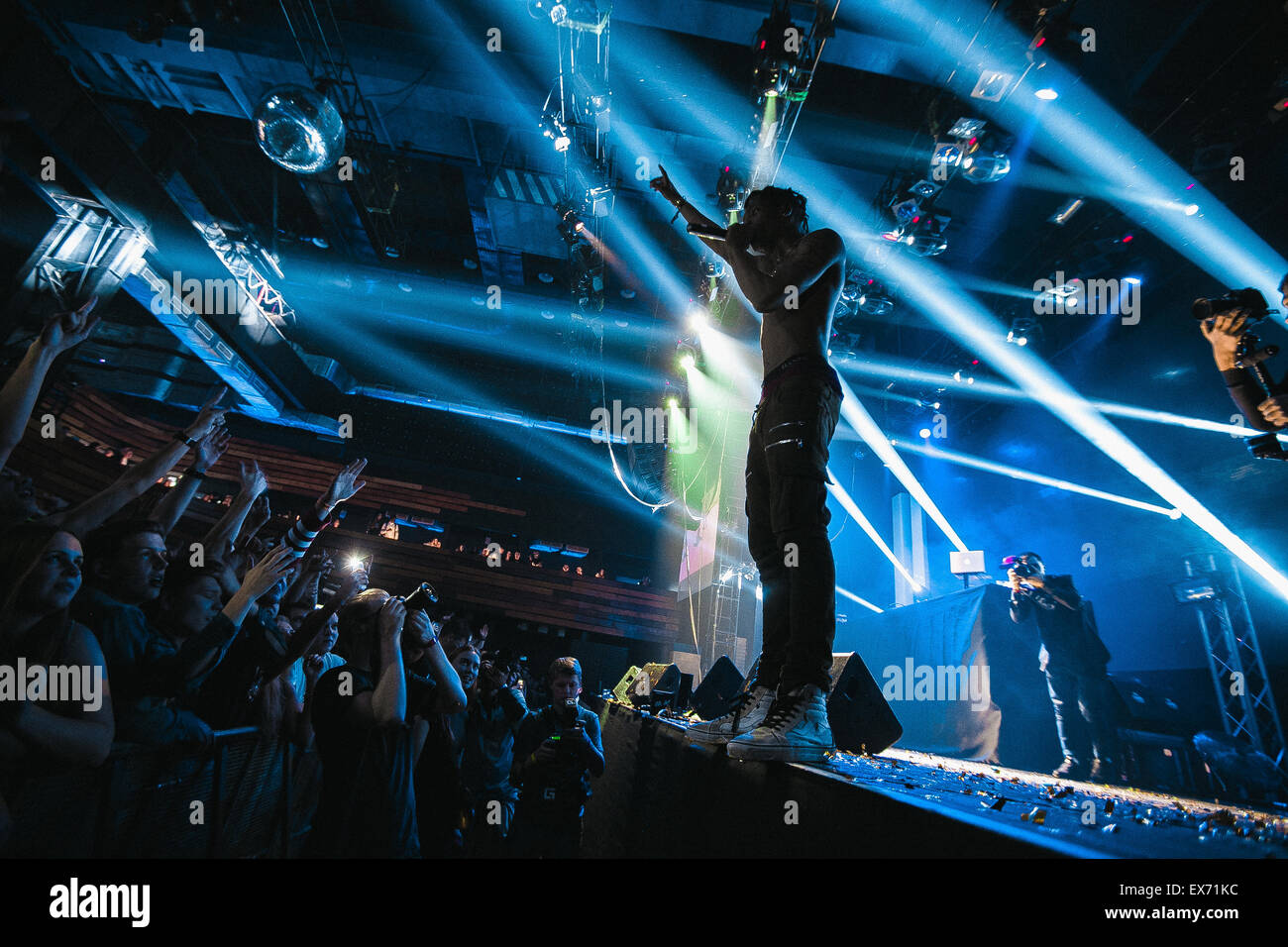 Travis concert hi-res stock photography and images - Alamy