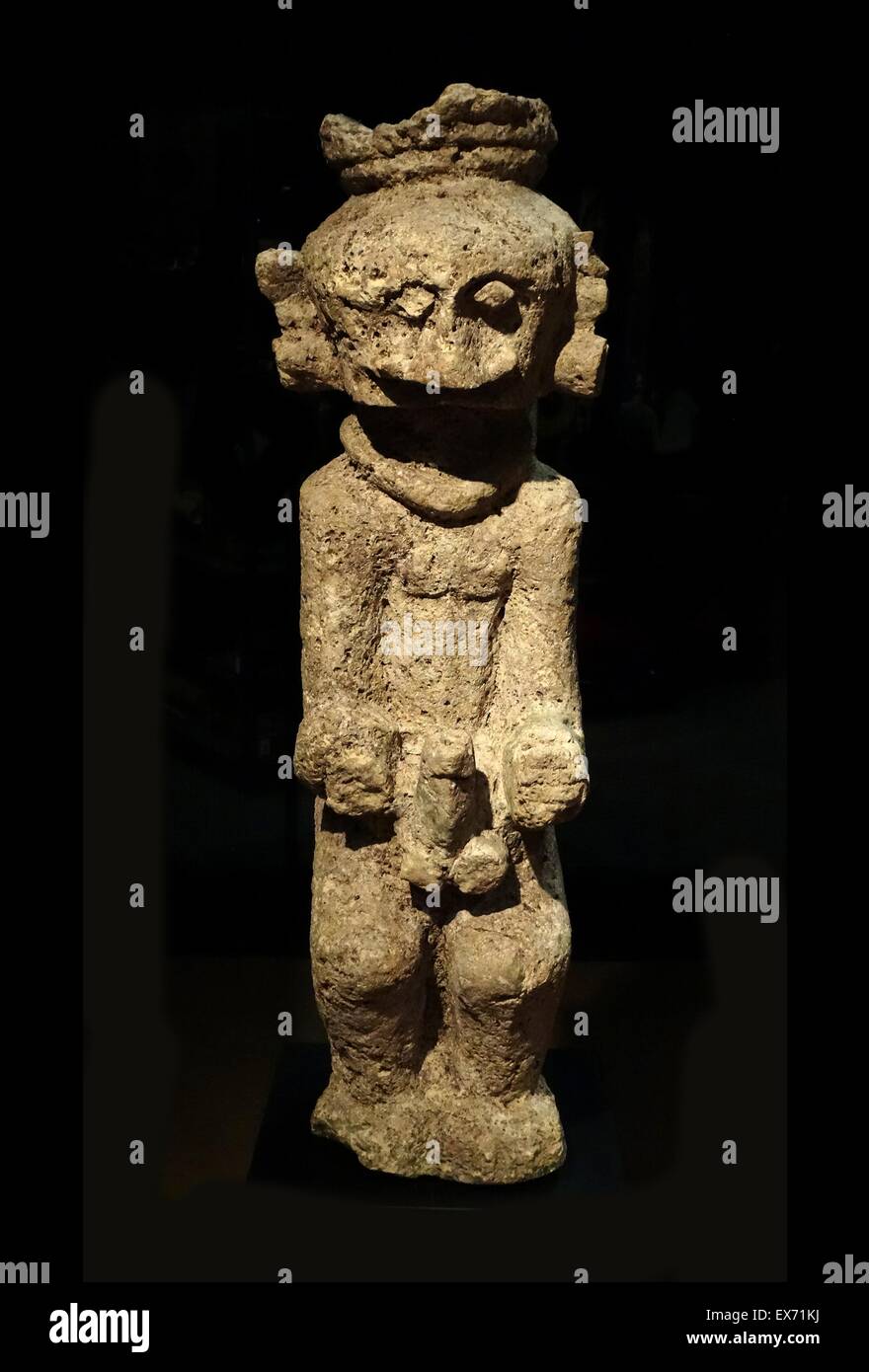 Lawolo' a masculine protective statue, used to scare an enemy from Nias ...