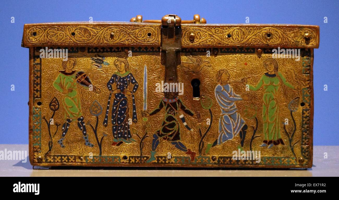 Casket with scenes of courtly love (About 1180 AD); Copper, gilt ...