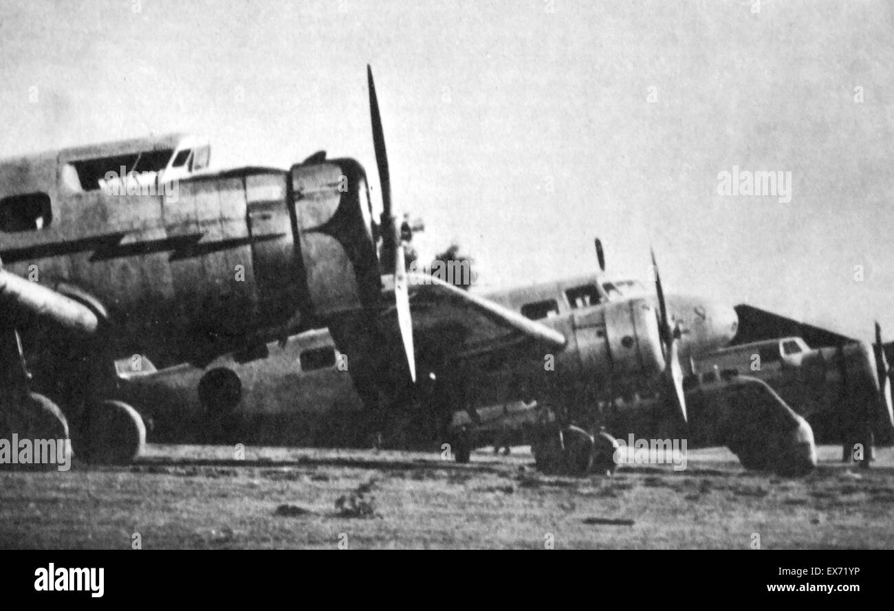 Nationalist aircraft during the Spanish Civil War Stock Photo: 84977754 ...
