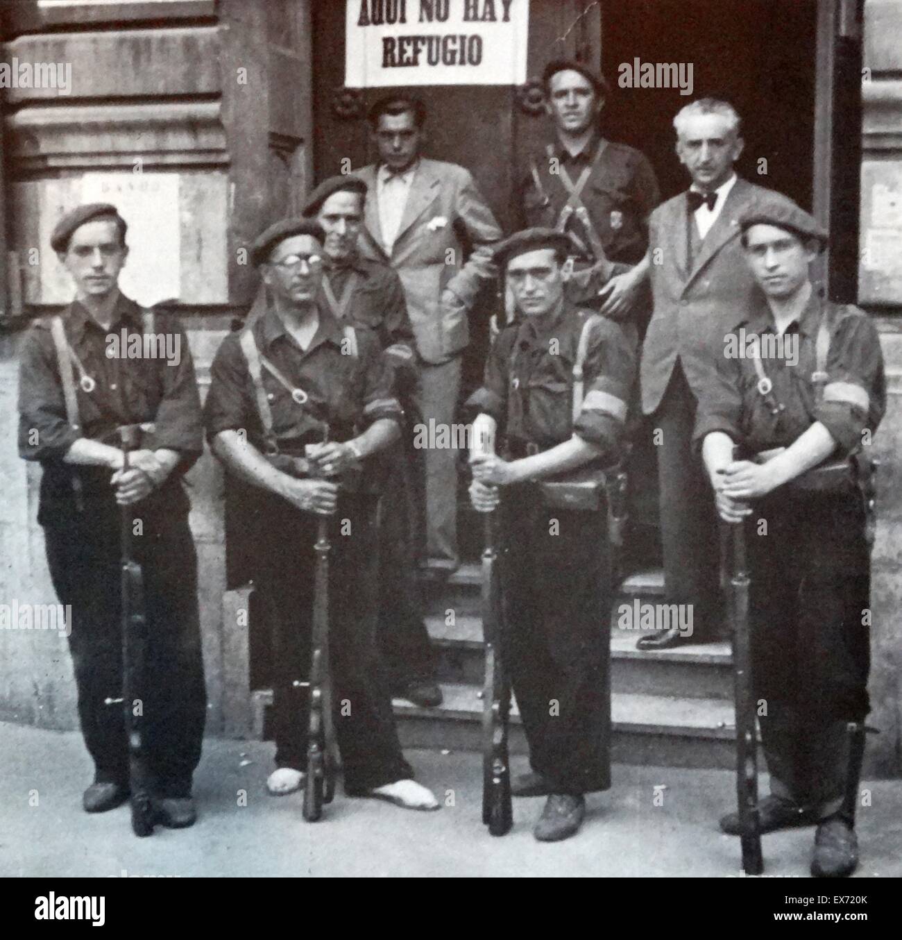 Republican soldiers during spanish civil hi-res stock photography and ...