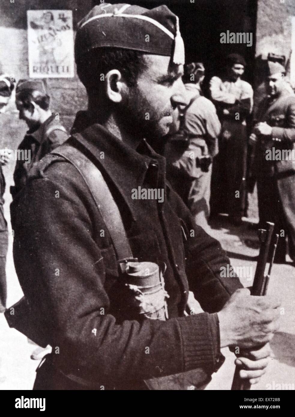 Civil guard spanish hi-res stock photography and images - Alamy