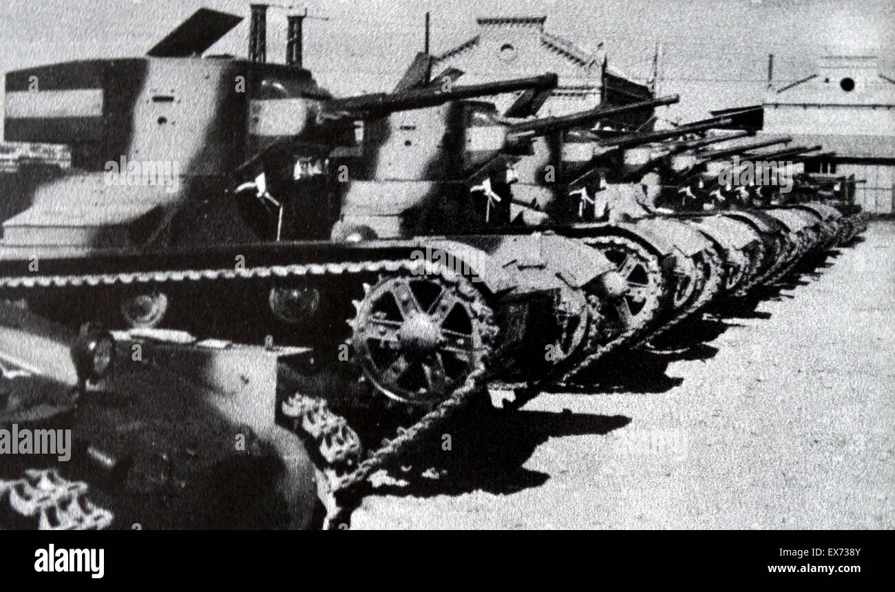 Soviet tanks used by the republican army in Spain, during the Spanish ...