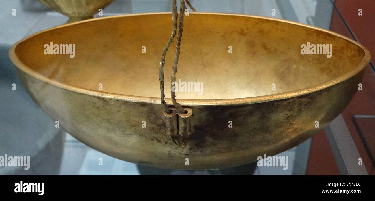 Sumerian cuneiform hi-res stock photography and images - Alamy