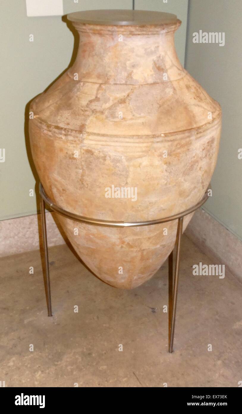 Pithos hi-res stock photography and images - Alamy