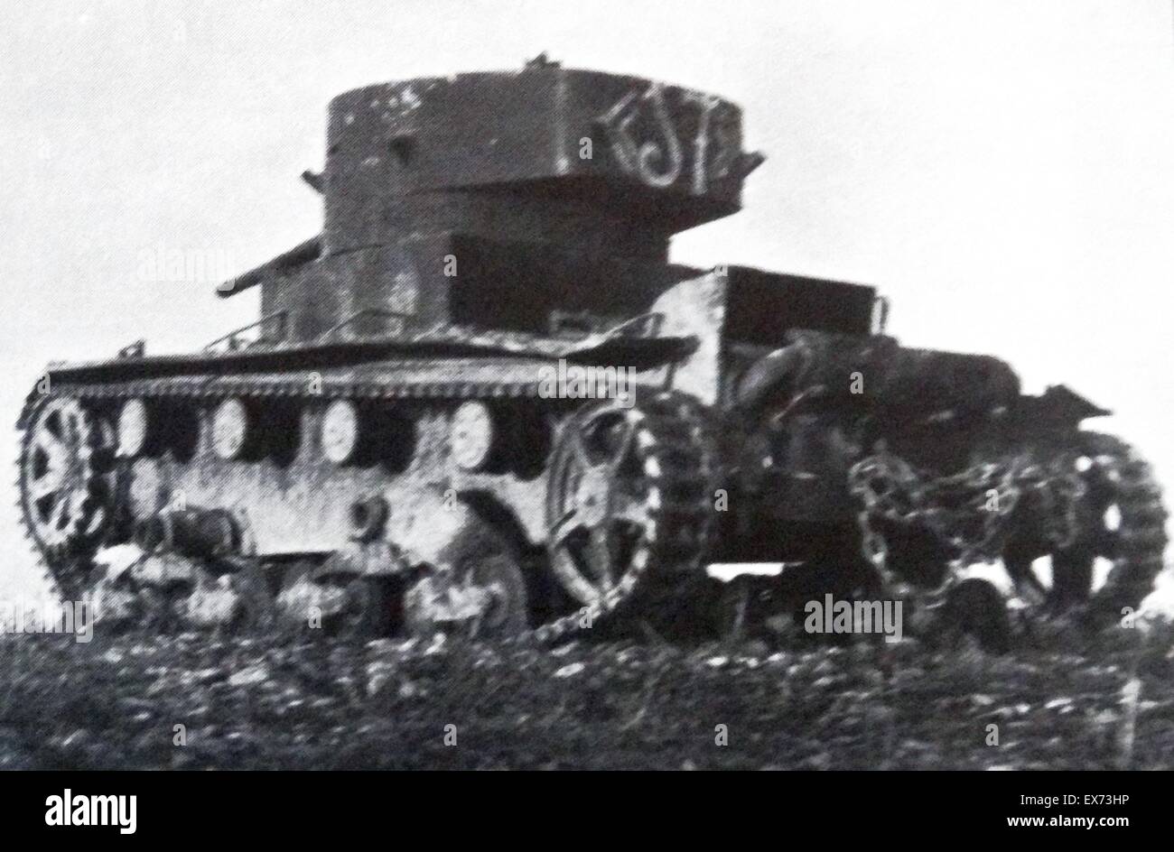 Soviet T-26B tank during the Spanish Civil War Stock Photo - Alamy